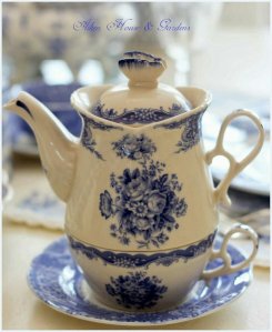 Are you a Teacup or a Teapot? – In Christ I am SHE